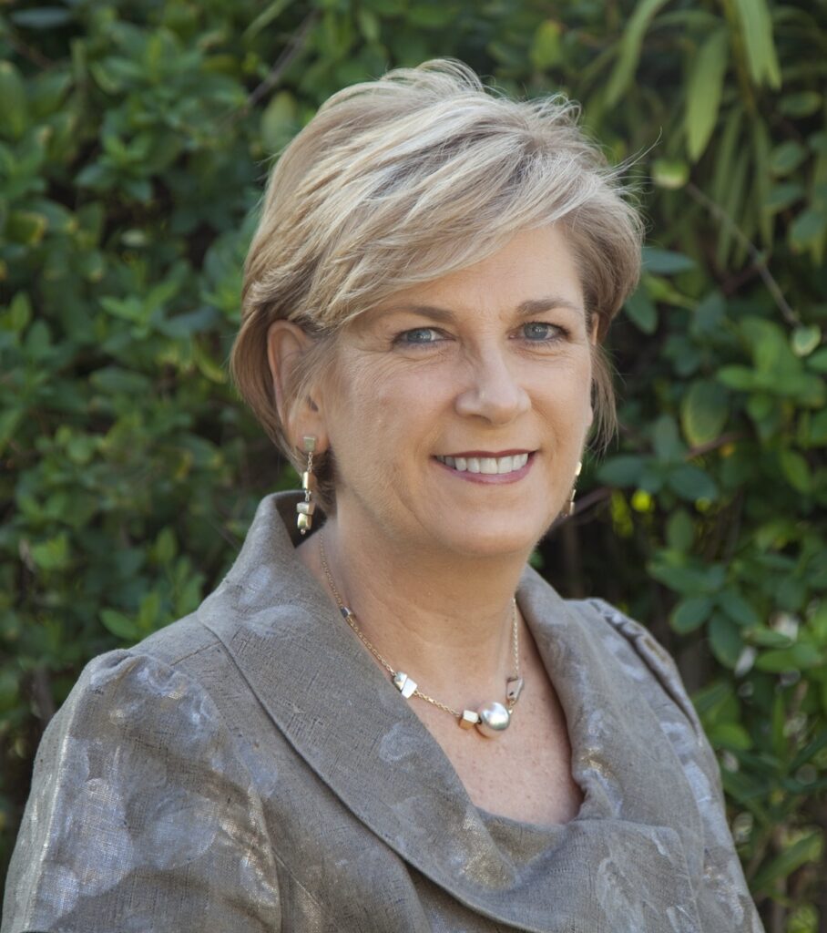 Hilary Photo 2011 - CSUN Newsroom